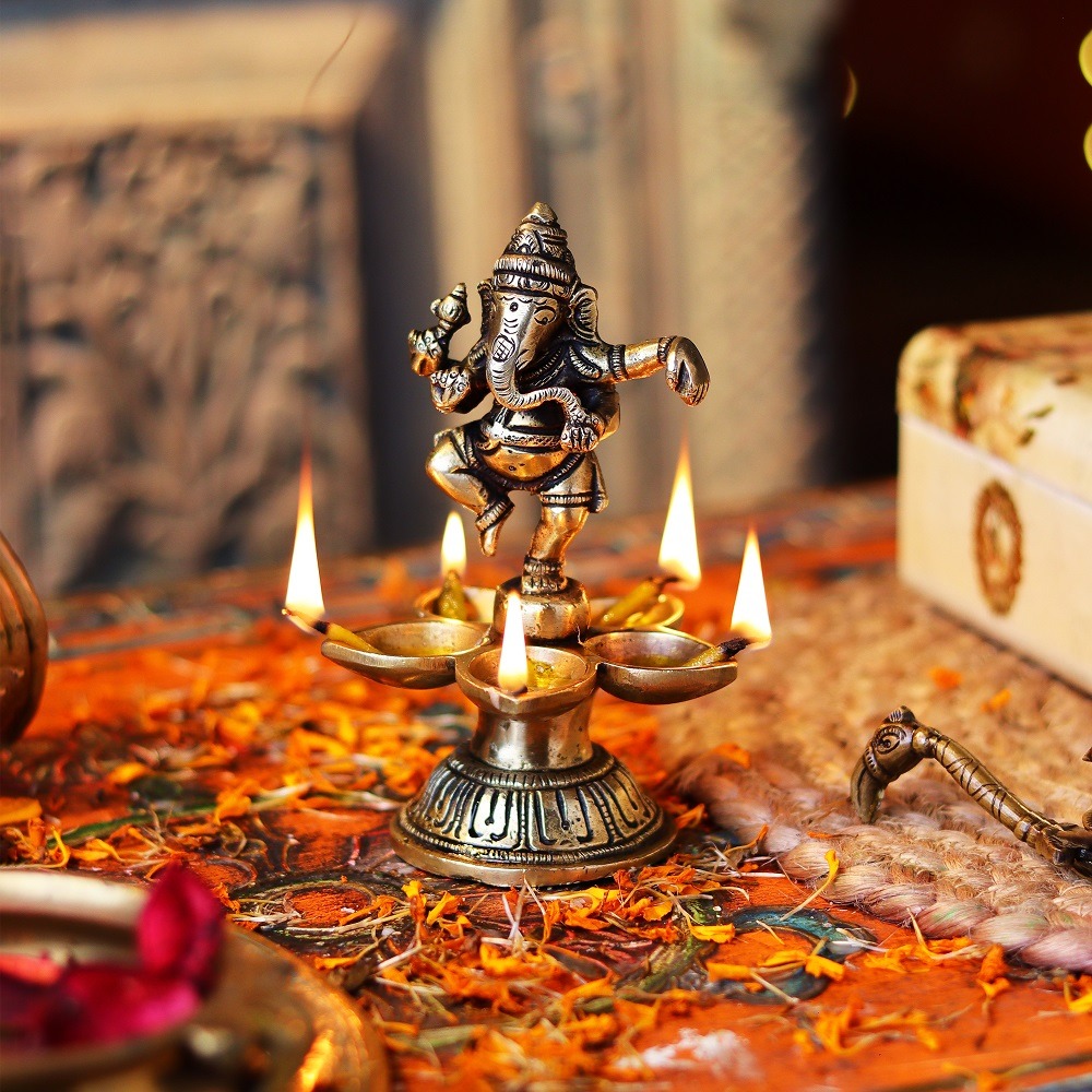 Brass Five Petal Diya With Dancing Ganesh - KVR Art Villa